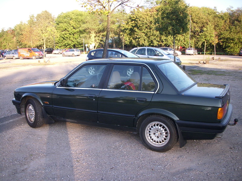 File:Dsci0678.jpg - E30 Zone Wiki