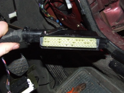 ECU Pinouts - E30 Zone Wiki