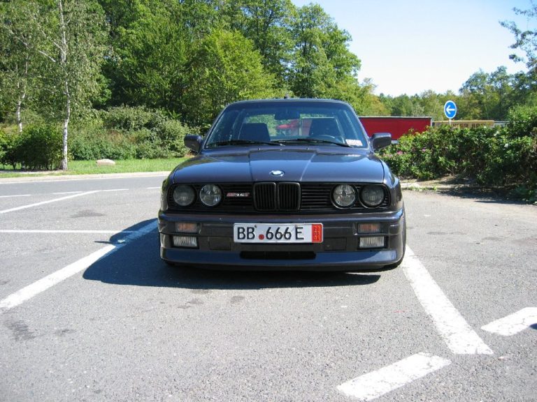 Possibly the rarest E30 on the E30 Zone - E30 Zone